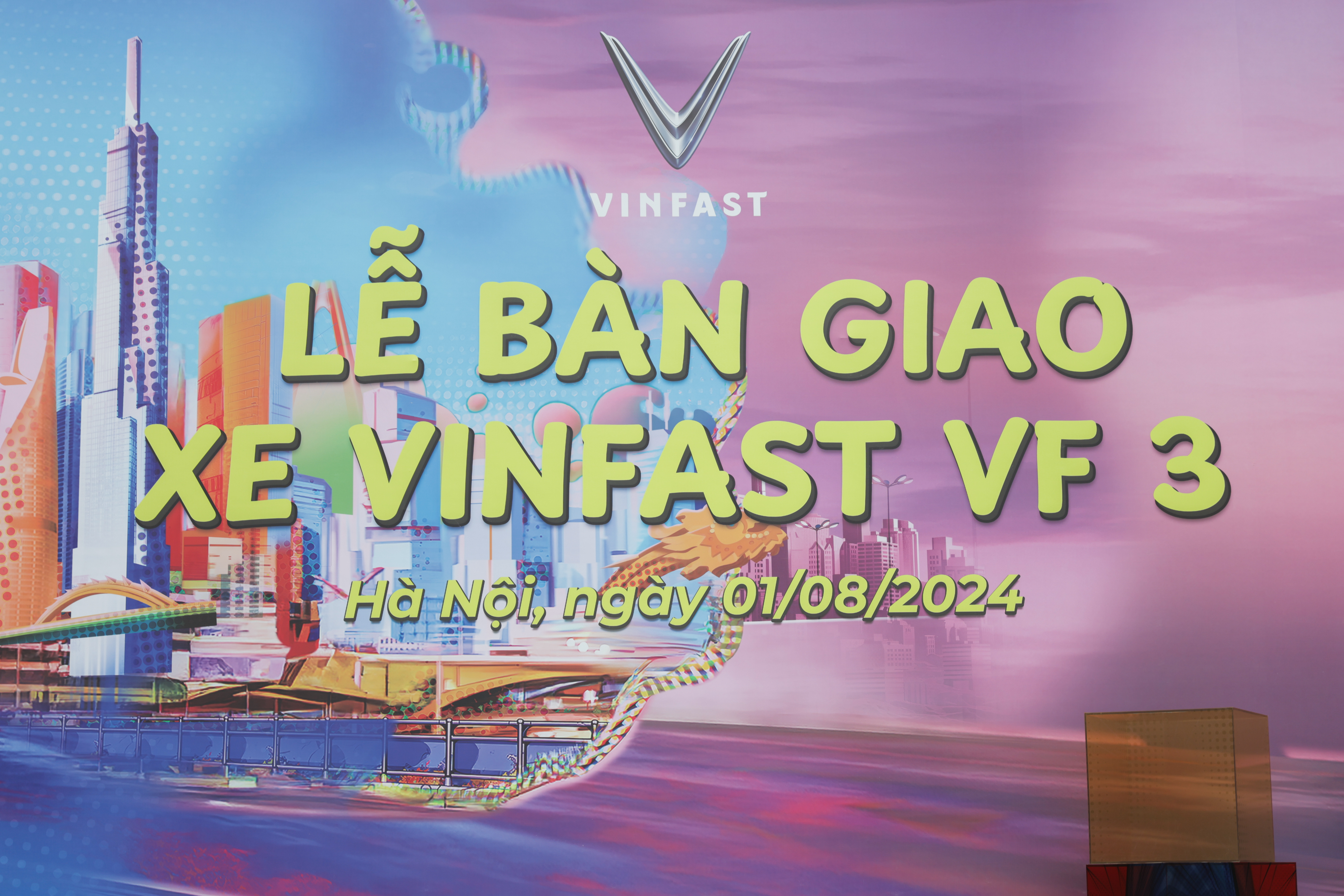 VINFAST bàn giao lô xe VF 3 đầu tiên cho khách hàng